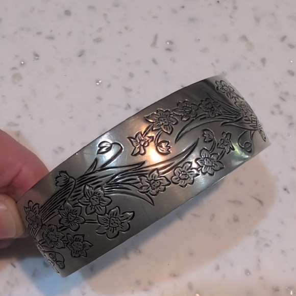 Kirk Pewter | Jewelry | Vintage Kirk Pewter Silver Cuff Bracelet | Poshmark